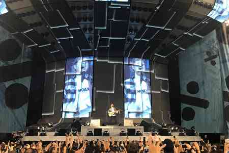 New Optus Stadium Hosts the First Concert in Spectacular Fashion ...